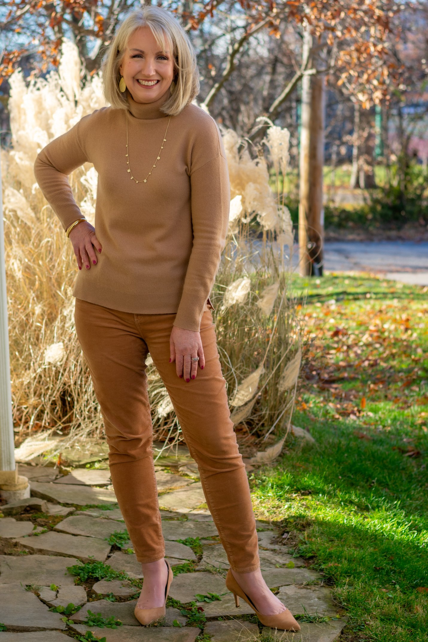 What To Wear When You Host - Dressed for My Day